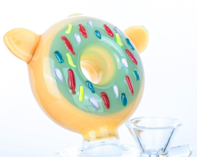 6.5" Donut Theme Dab Rig - Puffing Bird