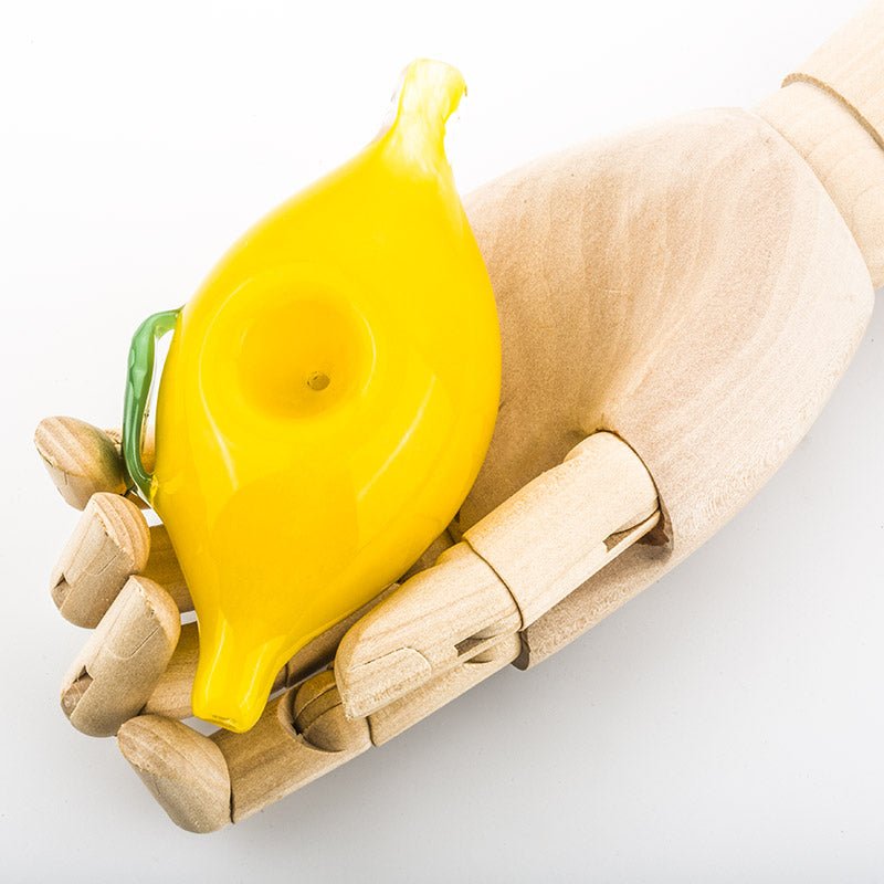 Lemon Glass Hand Pipe - Puffing Bird
