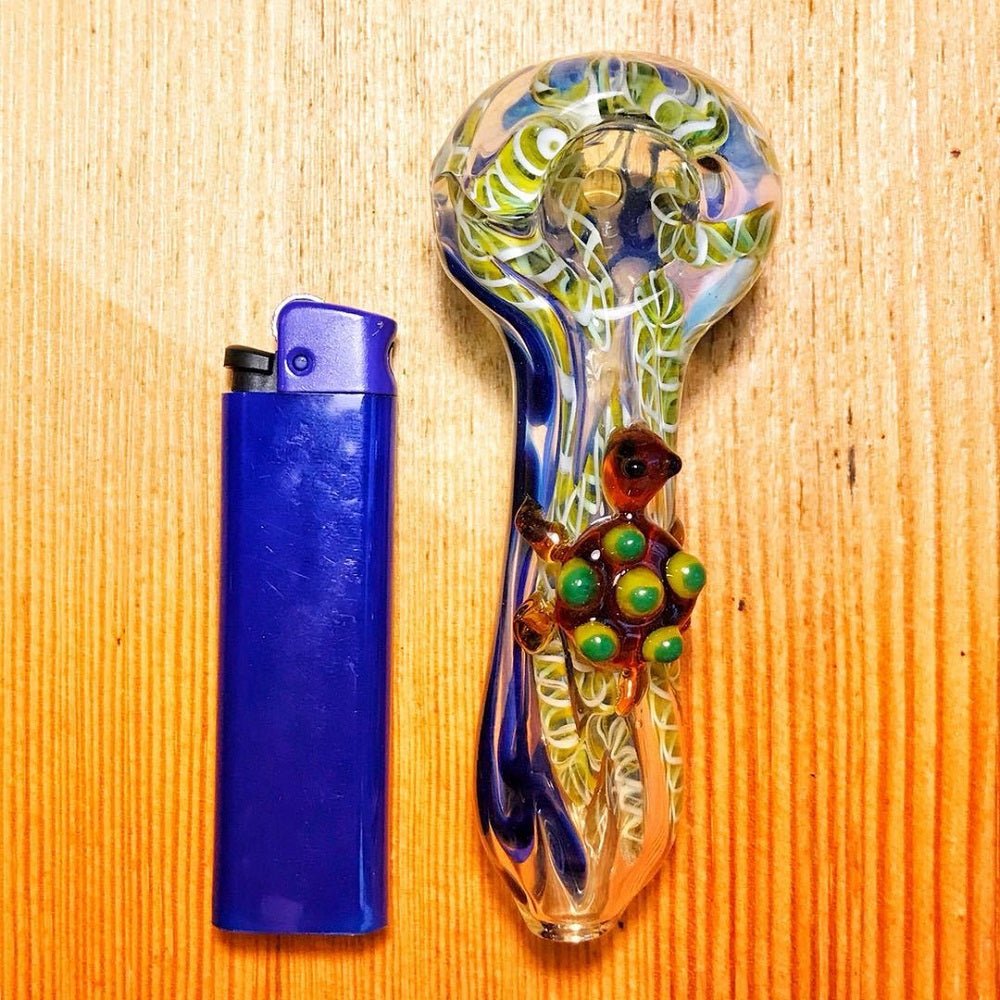 Swirled Fumed Glass Pipe w/ Glass Turtle - Puffing Bird