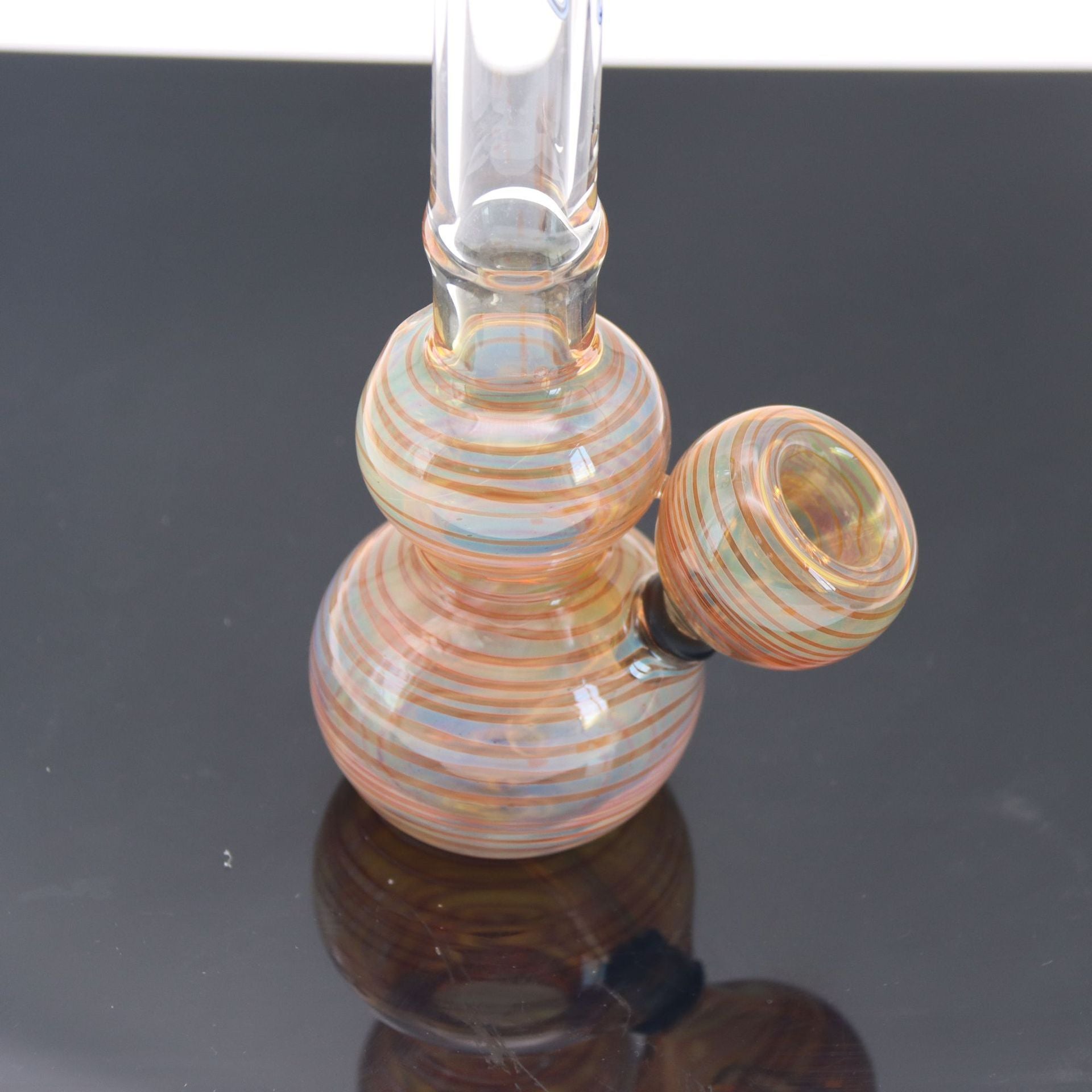 7" Fumed Glass Bubble Base Bong - Puffing Bird